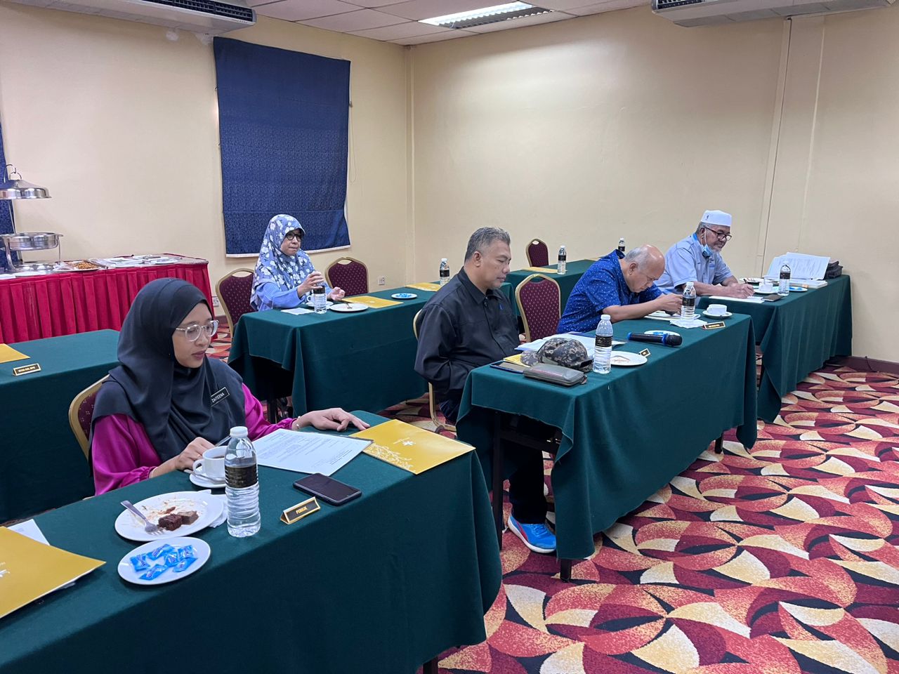 Lembaga Perumahan dan Hartanah Perak (LPHP) - MESYUARAT AGUNG TAHUNAN PERBADANAN PENGURUSAN ...